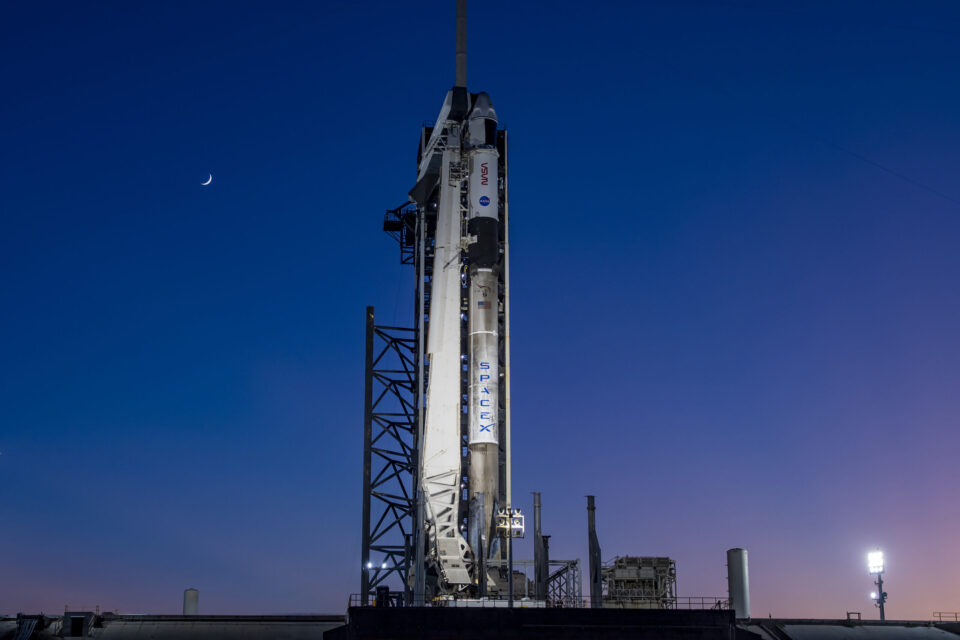 SpaceX lanza 28 nuevos satélites Starlink V2 Mini desde Florida y ...